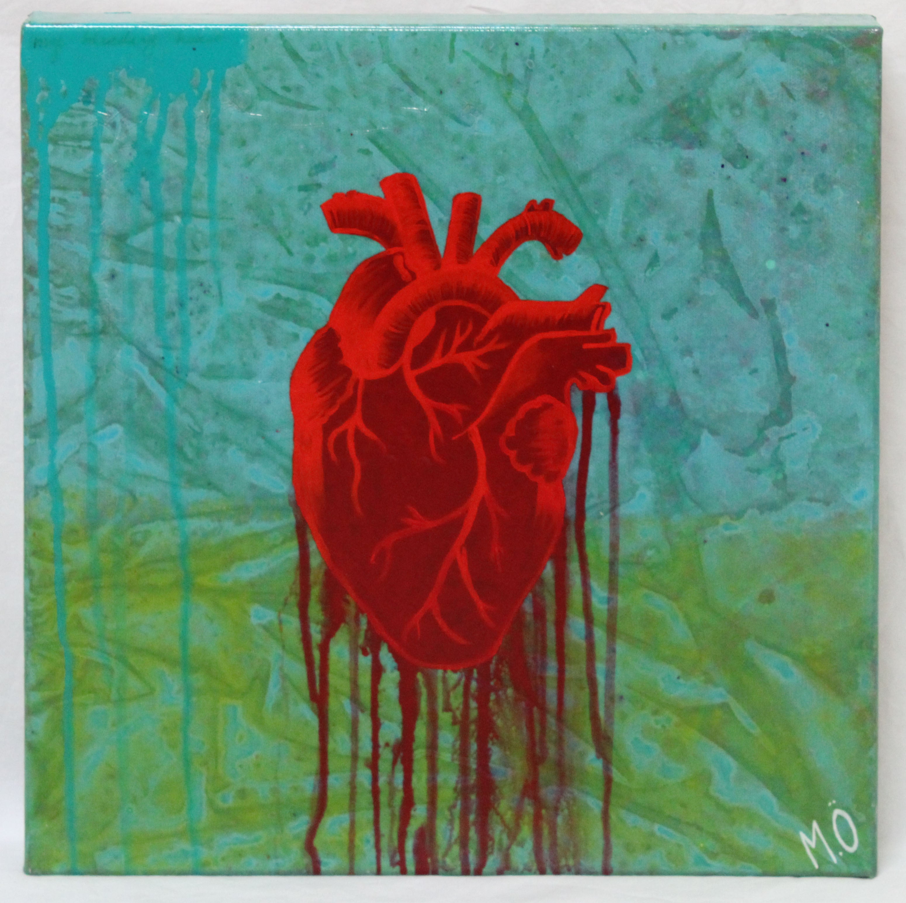 Bleeding Heart – Art By Melike Ozcagli
